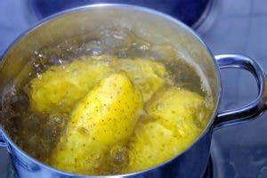 4 façons de recycler l eau de cuisson des pommes de terre