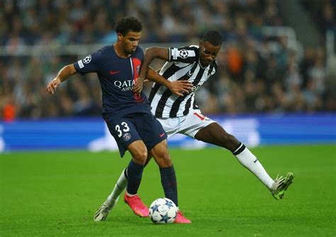 Psg Warren Za Re Emery Plus Jeune Joueur D Livrer Une Passe