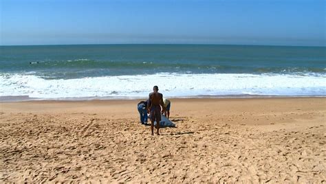 Homem Morre Afogado Na Praia Da Barra Do Jucu Em Vila Velha ES