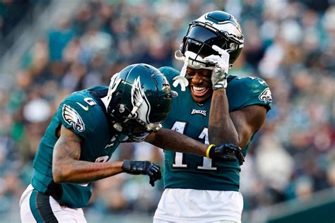 The Amazing Stat On Eagles DeVonta Smith A J Brown Jalen Hurts