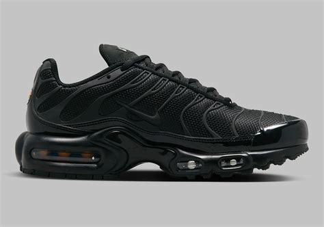 Air Max Plus Tn Triple Black PatikeBS