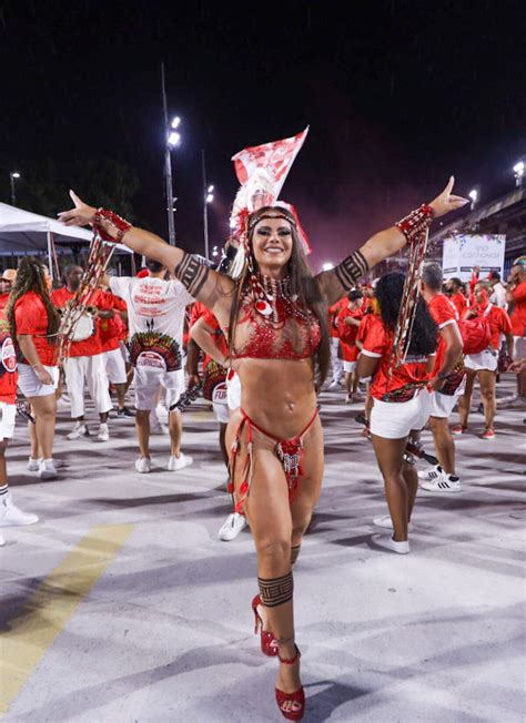 Foto Viviane Ara Jo Exibiu O Corpo Sarado Em Um Biqu Ni Micro Purepeople