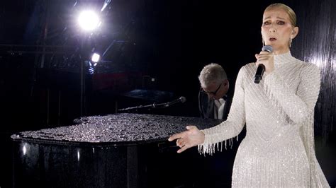 C Line Dion Canta Edith Piaf La Meraviglia Alla Cerimonia Dapertura