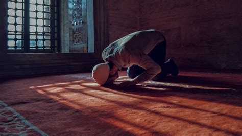 20 rekat olan teravih namazı kılınışı ve teravih hakkında bilgiler
