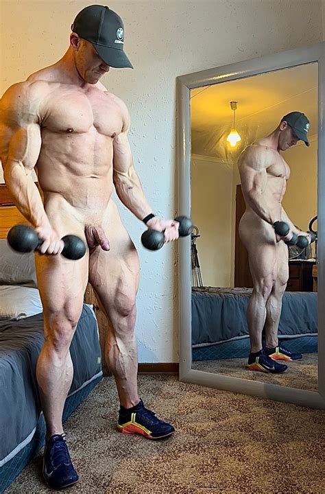 Daily Muscles 52K On Twitter Happy2023 With Bodybuilder