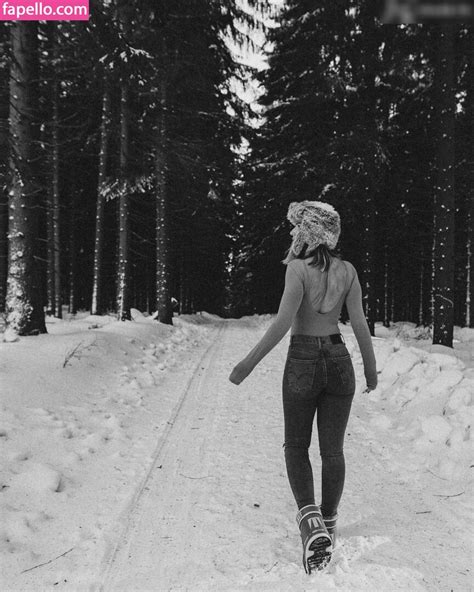 Adrienne Koleszar Adrienne Koleszar Nude Leaked Photo Fapello