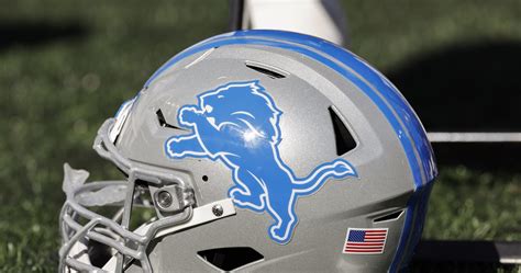 Video Lions Reveal Alternate Helmet To Be Worn With Grey Uniforms For