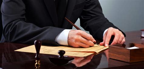 En qué consiste el trabajo de un notario Notaría 97