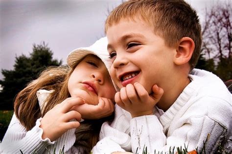 Có nên yêu sớm không Tìm hiểu và định hướng đúng đắn