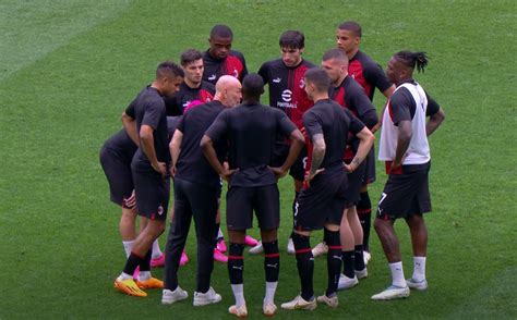 Dalla Spagna Non Hanno Dubbi Milan Clamoroso Ritorno In Vista