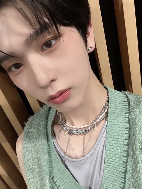 EPEX on Twitter 백승 요즘 스멀스멀 유행하는 멜론소다 드세요 ㅋㄱㅋㄱㄱㅋㅋ EPEX 이펙스