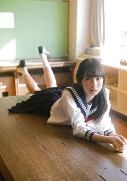 飛び出したのはいいが、テレビが撤収され途方に暮れる貞子 木材へのボケ 92233379 ボケて（bokete）