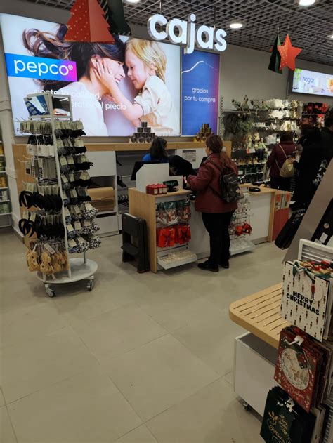 En imágenes Pepco abre su cuarta tienda en Zaragoza Imágenes