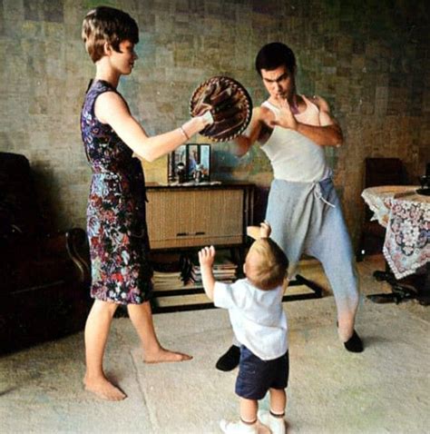 Pin By Alex Menschig On Bruce Lee Bruce Lee Brandon Lee Bruce