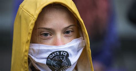 Greta Thunberg Compie 18 Anni
