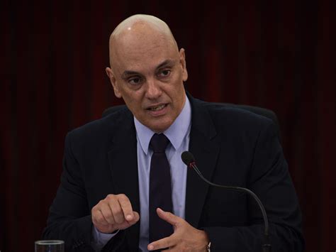 Moraes Vota Pela Condena O De Mais Seis R Us Pelo De Janeiro