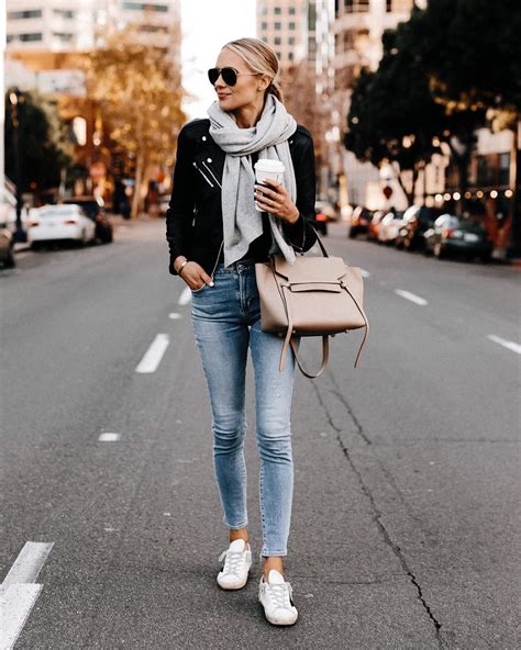 Black Leather Jacket Outfits For Women