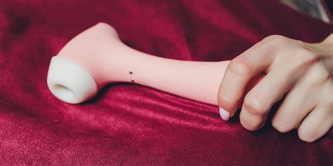 Qui sont les Français qui achètent le plus de sextoys Cosmopolitan fr