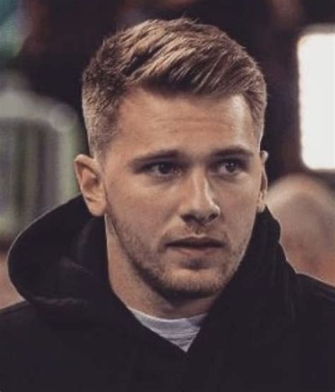 Mens Hairstyles With Beard Cool Hairstyles For Men Mens Haircuts Fade
