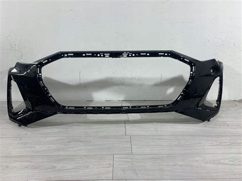 Zderzak przód AUDI E TRON 4KE 18 S LINE ORYGINAŁ porównaj ceny