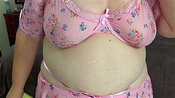 Milf Blanca Tetona De Culo Gordo Y Tetas Naturales Se Folla Duro Con