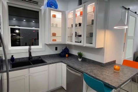 Inside Elon Musk S Modest 50k Tiny House Loveproperty