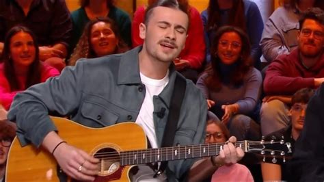 Pierre Garnier Sort La Version Acoustique De Son Titre Ceux Quon