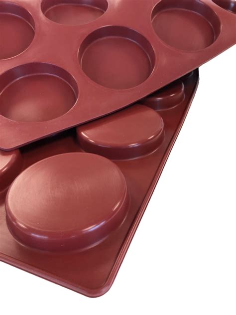 Moule cylindre silicone 24 alvéoles 76 ml Maé innovation
