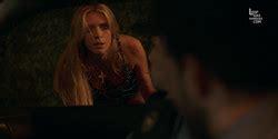 Isabella Santoni Em Cena Sensual Na S Rie Dom Loop Das Famosas