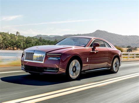 Simply The Best All Electric Rolls Royce Spectre Naples Illustrated