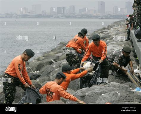 Members Of The Philippine Army Ready Reserve Search And Rescue Unit