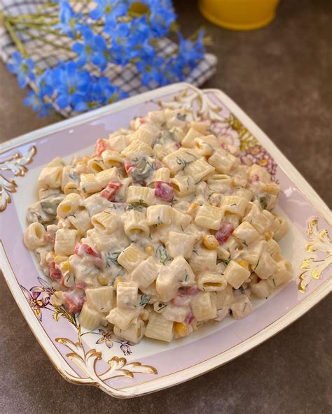 Yo Urtlu Tavuklu Salata Tarifi Lezzetli Sunumlar Sitesi
