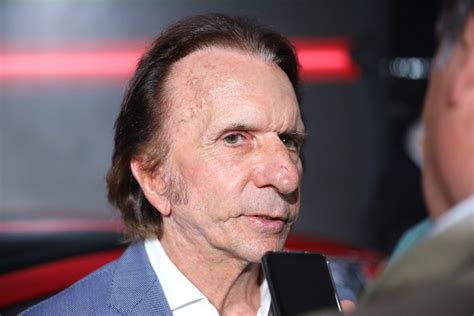 Ladrões invadem casa de Emerson Fittipaldi na Itália e levam mais de R