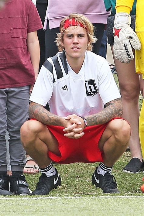 Famous Bulges On Twitter Rt Thefamousbulges Justin Bieber Bulge