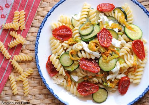 Pasta Fredda Con Fiori Di Zucca Zucchine E Pomodorini Confit