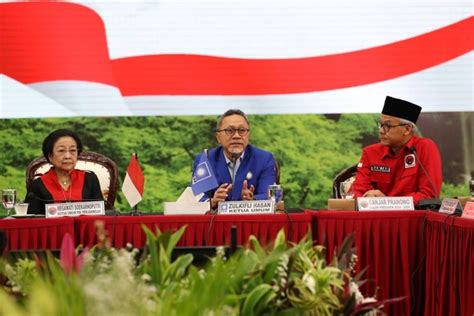 Hasto Ungkap Alasan PAN Tak Langsung Deklarasi Dukung Ganjar Capres