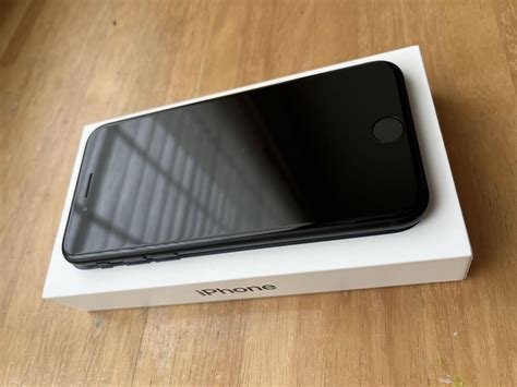 Iphone Se Gb Sim O E Main Jp