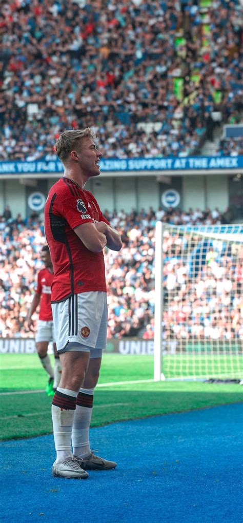 Ghim của haley baker trên rasmus høljund trong 2024 Manchester