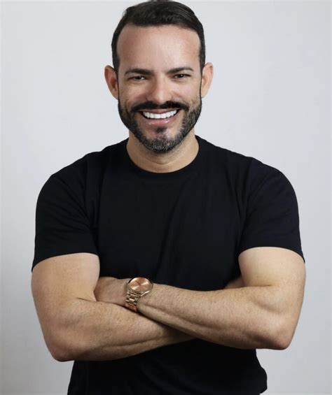 Conheça a trajetória marcante de Paulo Rodrigues o carismático