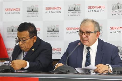José Cevasco exoficial mayor del Parlamento JNJ se entromete en