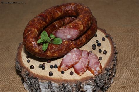 Domowy wyrób Coś do chleba i talerza Kiełbasa Jałowcowa Mix