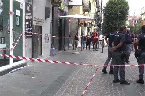 Morte Di Samuele Anni Gi Dal Balcone A Napoli
