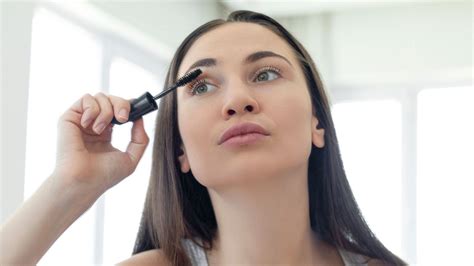 Cómo cuidar extensiones de pestañas naturales 5 tips para que duren
