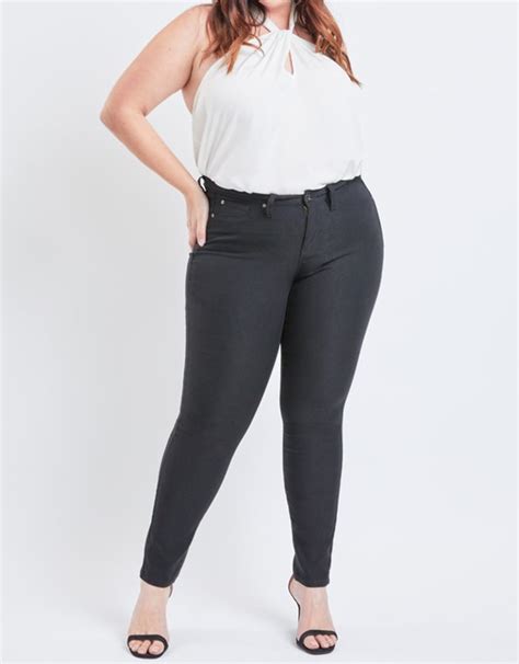 Missy Curvy Hyperstretch Black Boutique 23