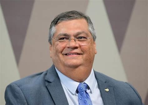 Dino falta à convocação de comissão da Câmara presidente do colegiado