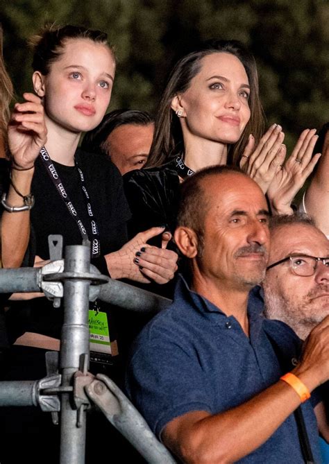 Angelina Jolie Beams With Shiloh 16 As Pair Rock Out At Måneskin Metro News