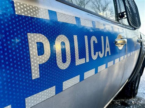 Wypadek Na A Dwie Osoby W Szpitalu Po Zderzeniu Forda Z Toyot