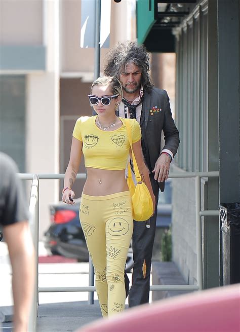 Miley Cyrus Naked Photo 23
