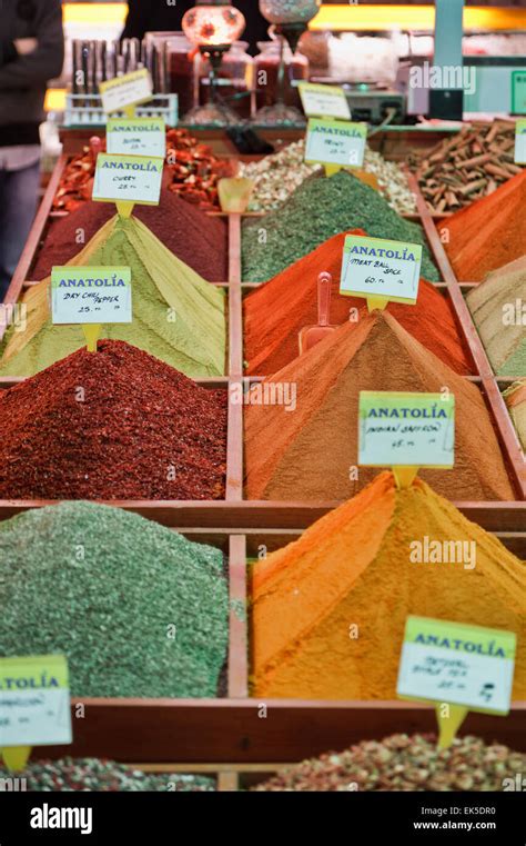 Turkey Istanbul Spice Bazaar Turkish Spices For Sale Stock Photo Alamy