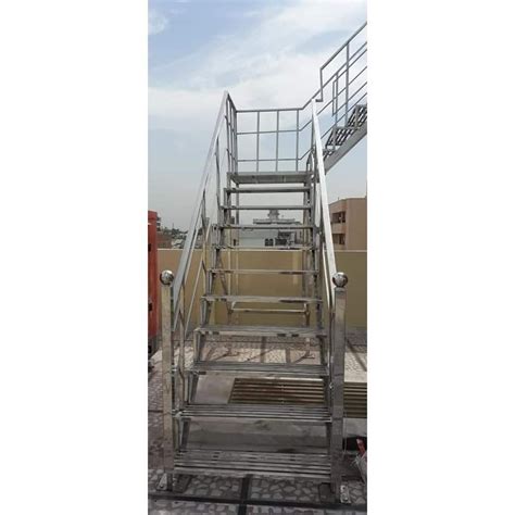 Silver Stairs Stainless Steel Staircase Railing For Home At Rs 1280 Sq